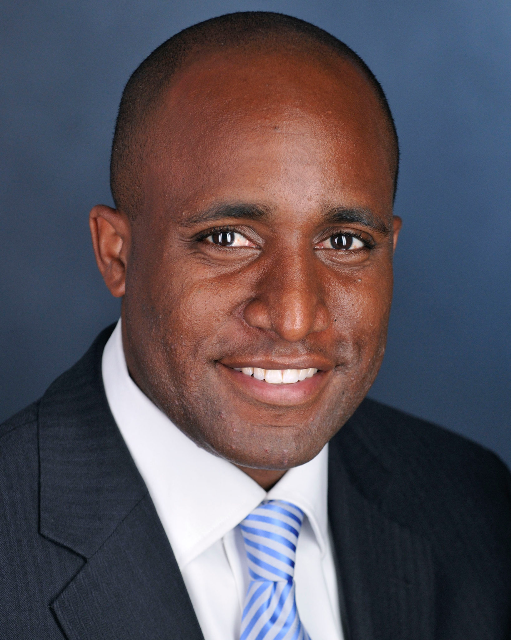 Lawrence judge drops DUI charge against KU law instructor, KCMO mayoral ...